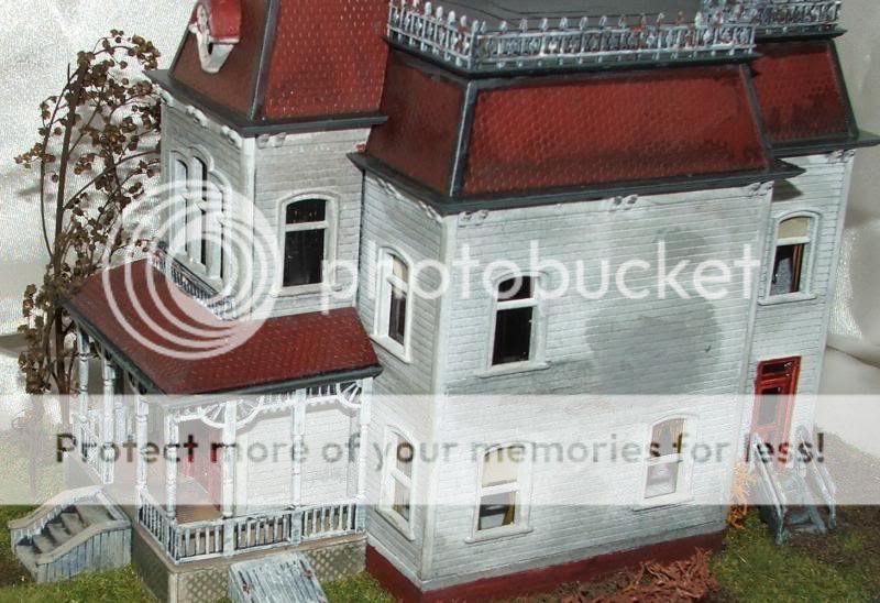 PSYCHO: THE BATES MANSION. - Ready For Inspection - Dioramas ...